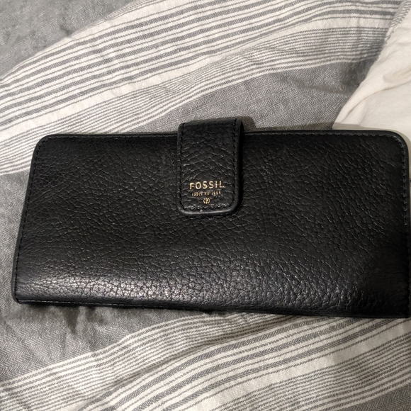 Bags | Fossil Black Leather Wallet | Poshmark